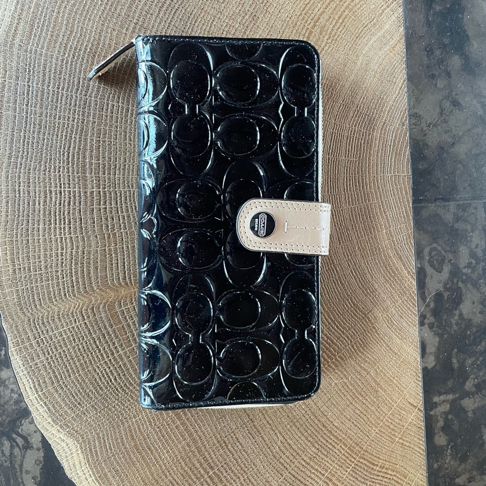 Coach Patent Leather C Monogram Large Wallet - Gem